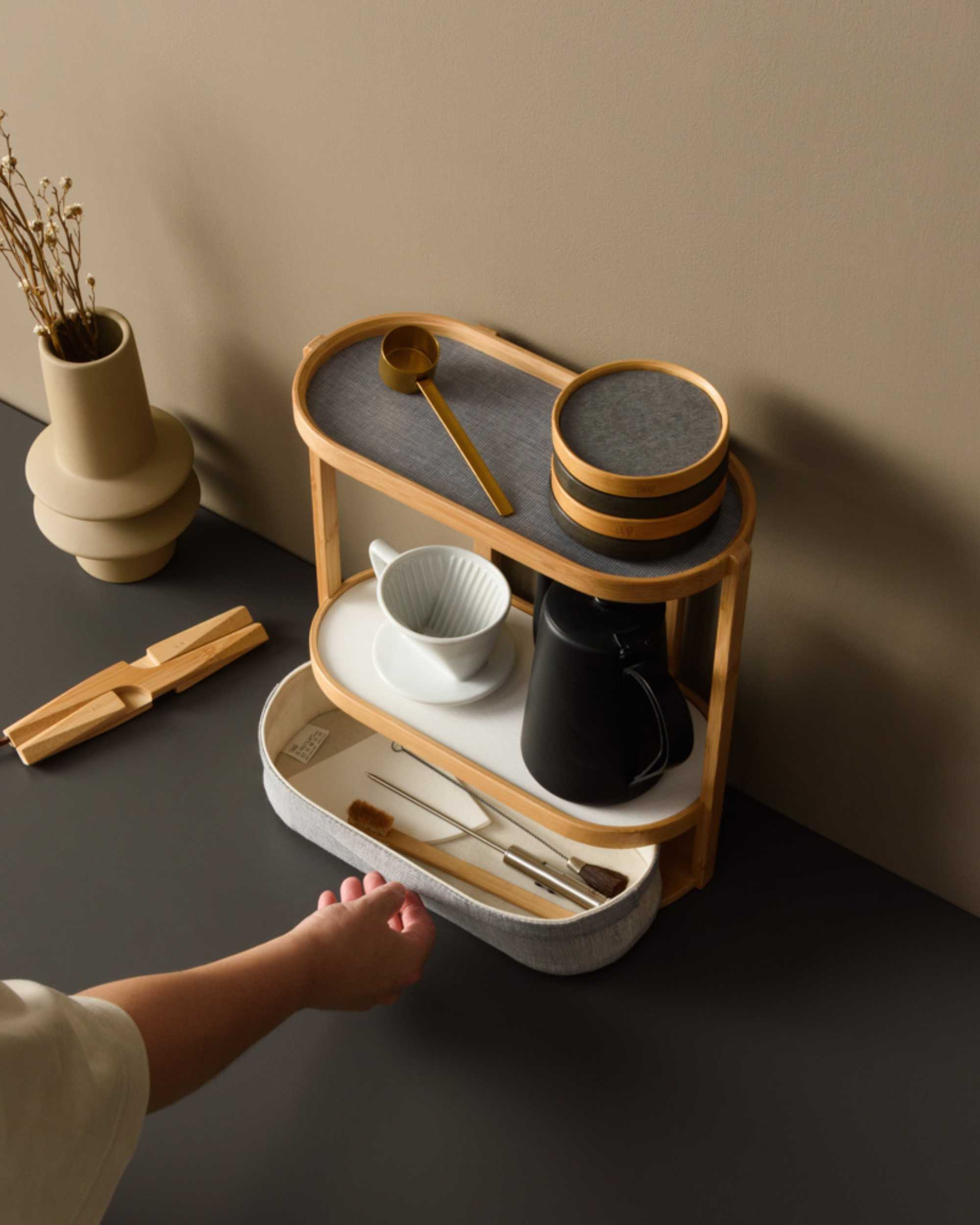 Stackable Chair | HOMELESS.hk