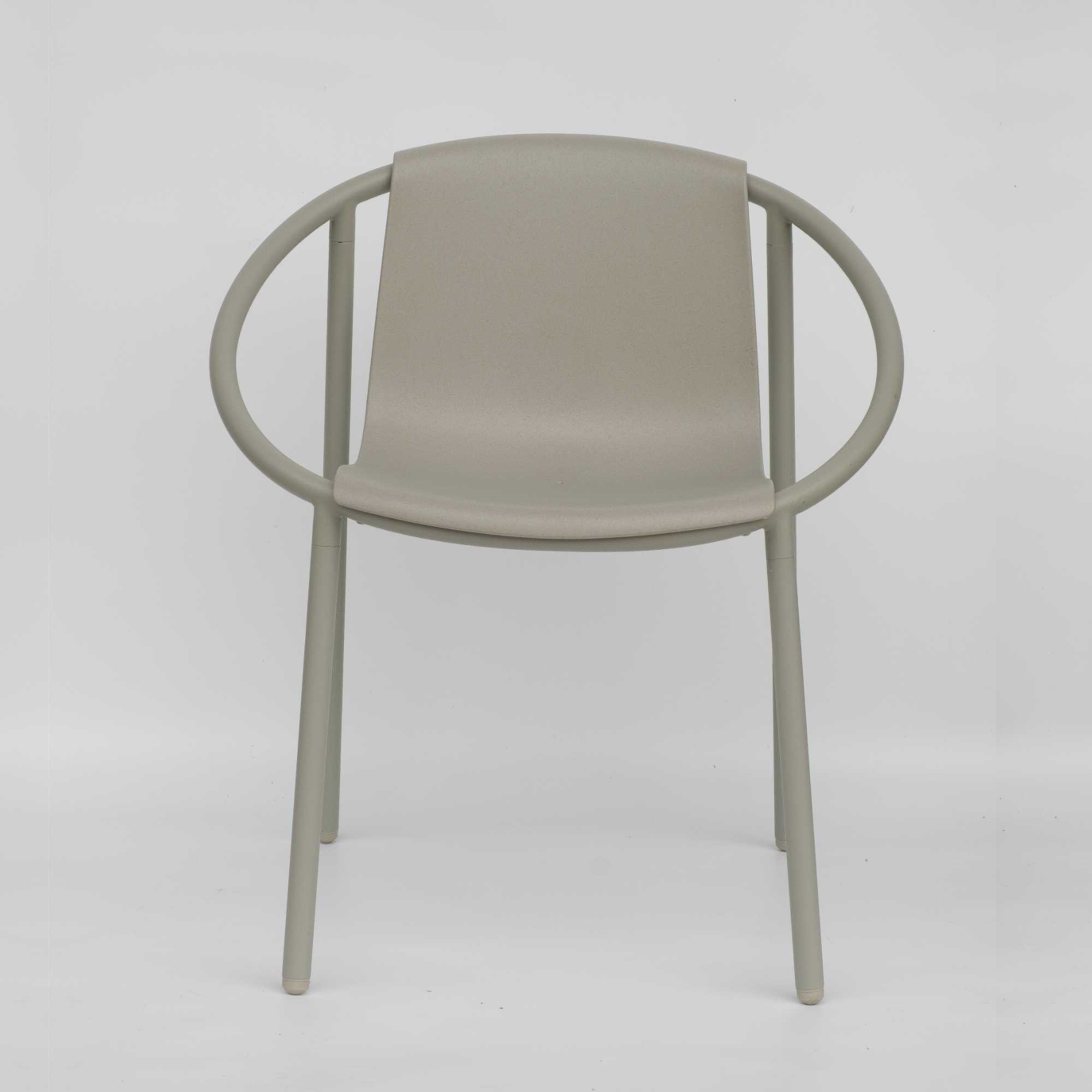 Chairs | HOMELESS.hk