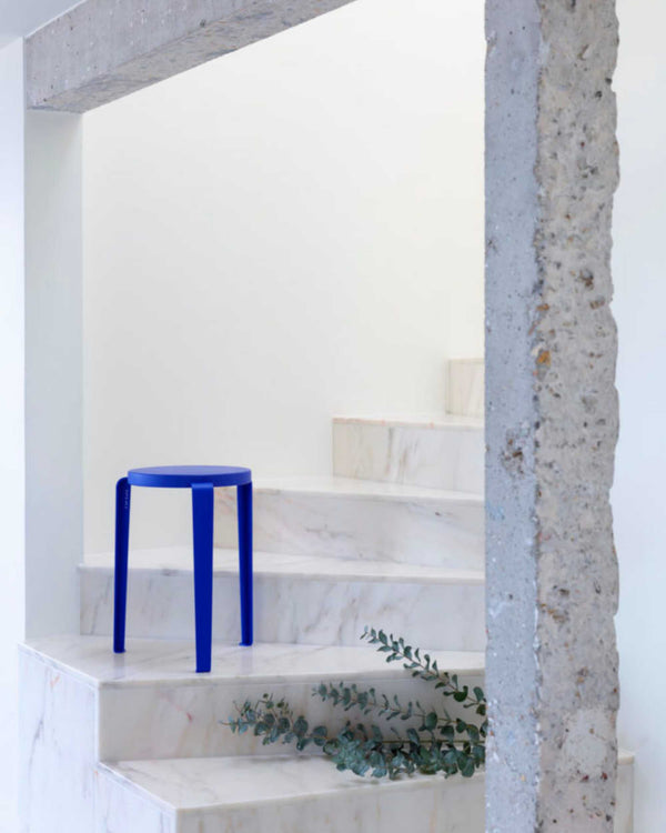 Tiptoe Lou stool, klein blue® - HOMELESS.hk