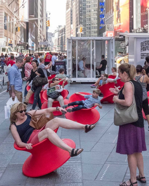 Magis Spun lounge chair, red - HOMELESS.hk